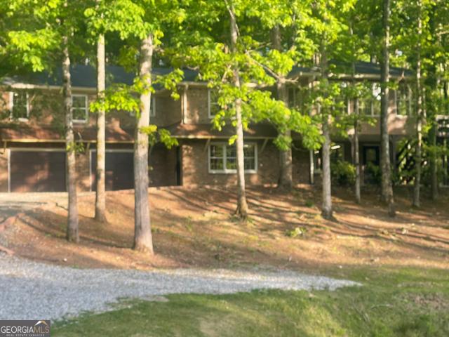 204 Creekside Drive