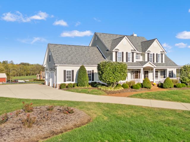 204 Crestridge Trail