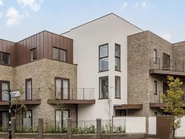 204 Avenue Road, London, W3 8QQ, United Kingdom | 2 bed apartment for rent #136498607 | Rentberry