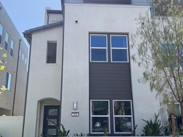 204 Baluster, Irvine, CA 92618