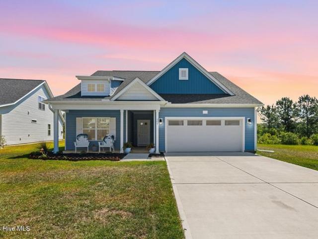 204 Balustrade Way, Hampstead, NC 28443