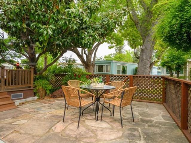 204 Barcelona Ave, Novato, CA 94949