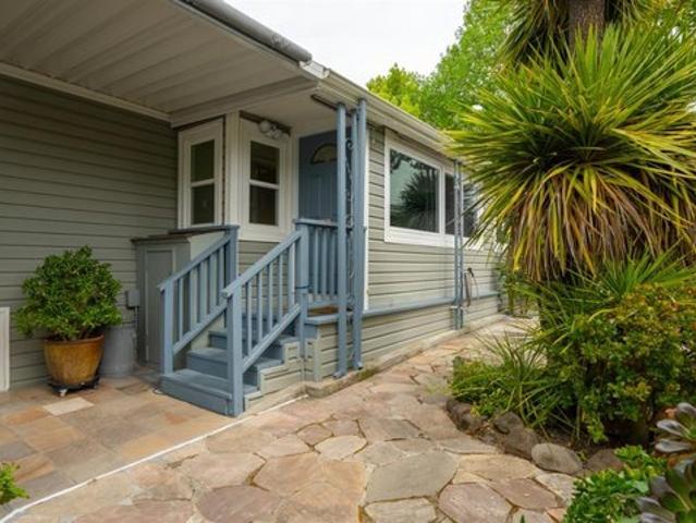204 Barcelona Ave, Novato, CA 94949