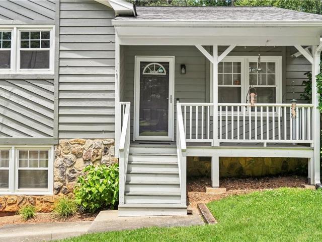 204 Bascomb Lane
