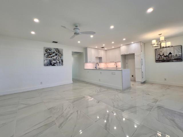 204 Bedford E, West Palm Beach, FL 33417 | MLS #R11152 | Compass