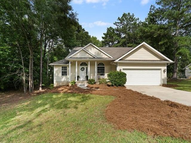 204 Bent Creek Rd, Greenwood, SC 29649