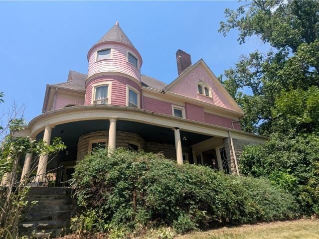 204 Broadway Avenue