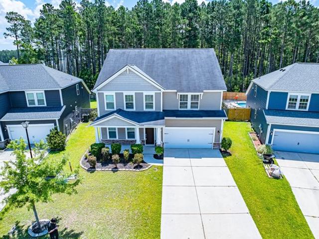 204 Buttercup Ln, Summerville, SC 29486