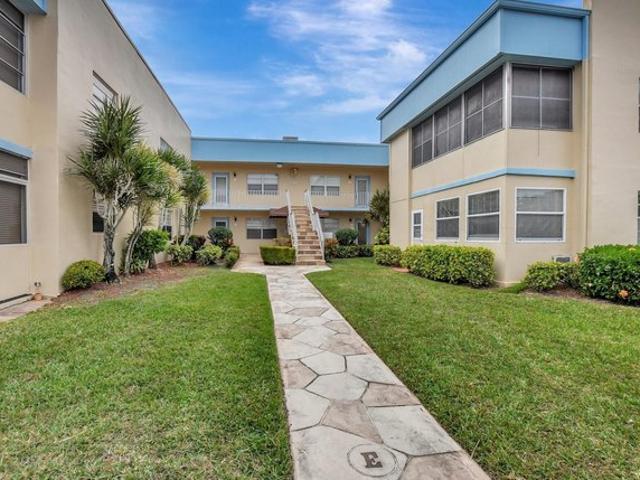 204 Burgundy E Unit 204, Delray Beach, FL 33484