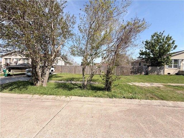 204 Georgetown Dr Lot J, Kenner, LA 70065