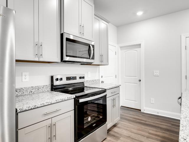 204 Douglas Bend Rd, Unit 405, Gallatin, TN 37066 | MLS #3152 | Compass