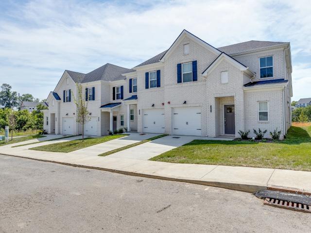 204 Douglas Bend Rd # 1402