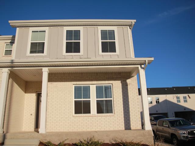 204 Douglas Bend Rd # 205
