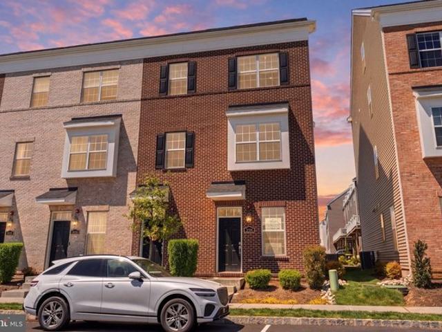 204 Dock St Unit B, Bensalem, PA 19020