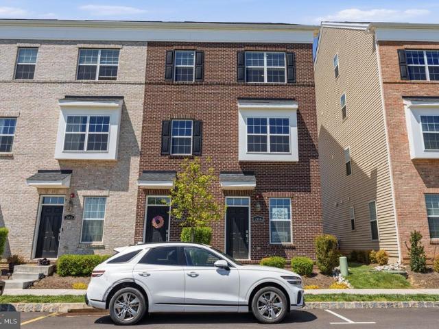 204 Dock Street # B