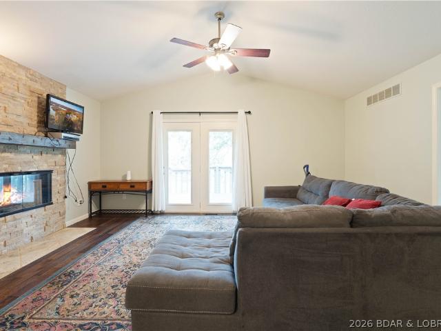 204 De Young Drive