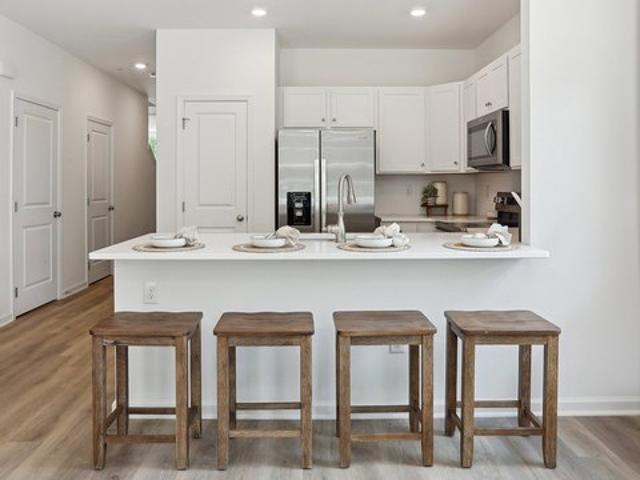 204 Derby Dr, Coatesville, PA 19320