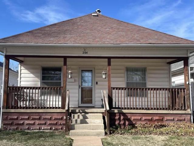 204 E 9th Ave, Hutchinson, KS 67502
