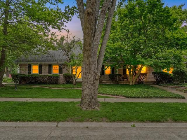 204 E Willard Street