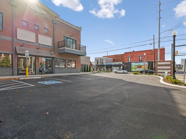 204 E Main St