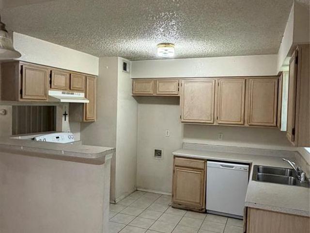 204 Fox Run
