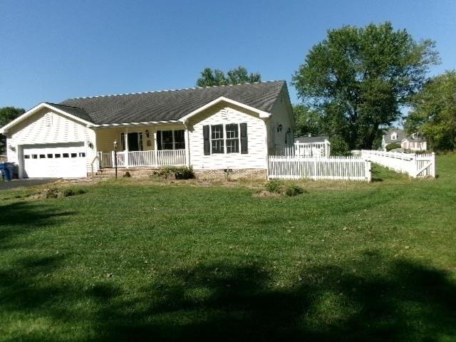 204 First St, Grottoes, VA 24441