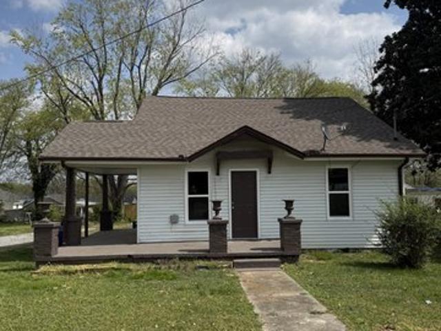 204 Hobson Ave, Shelbyville, TN 37160