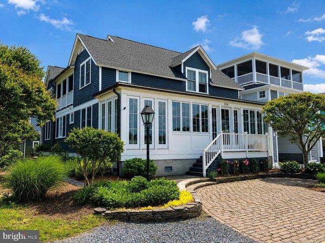 204 Hollywood St, Bethany Beach, DE 19930