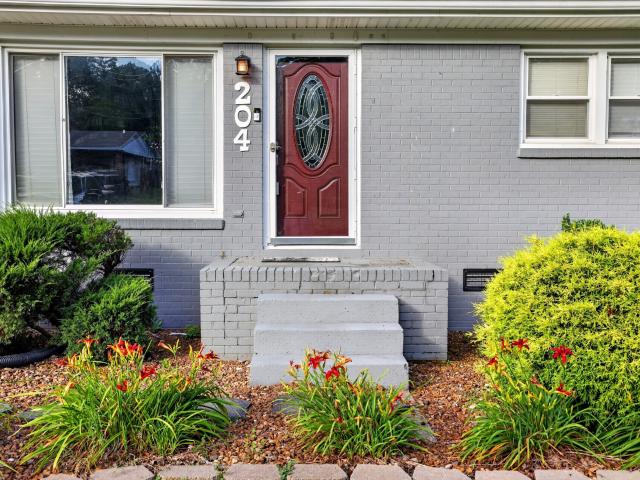 204 Homeward Ave