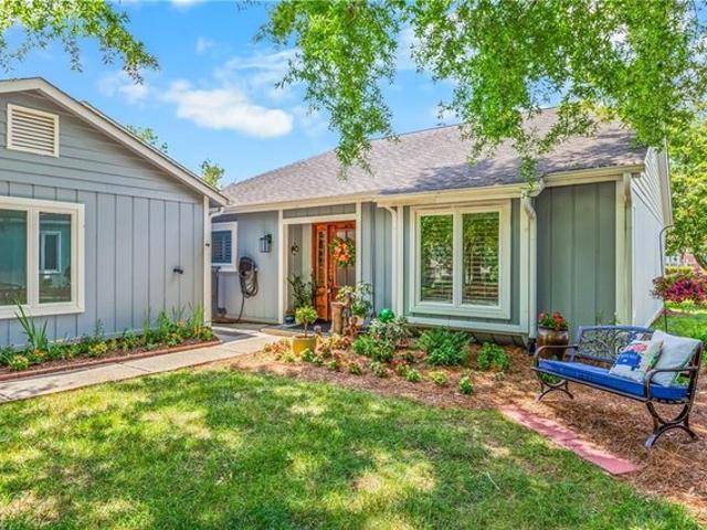 204 Hamilton Ct, Bermuda Run, NC 27006