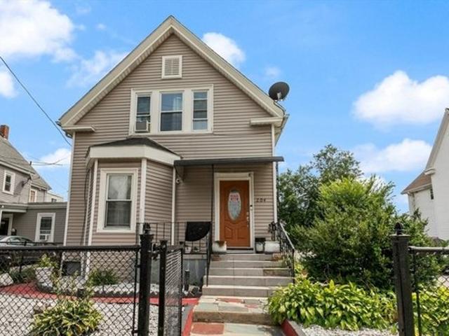 204 Harvard St, Medford, MA 02155