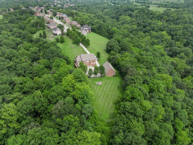 204 Hickory Meadows Drive