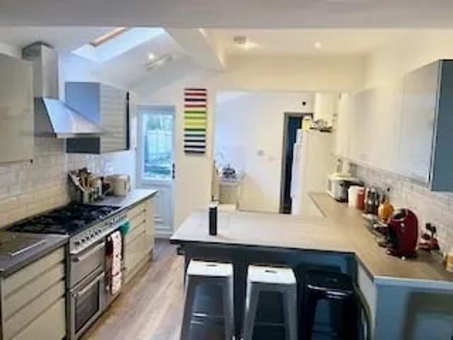 204 Hubert Road, Stirchley, B29 6EP, United Kingdom | 6 bed apartment for rent #158855764 | Rentberry