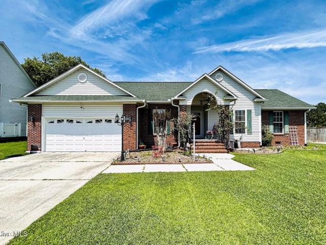 204 Hudson Ln, Jacksonville, NC 28540