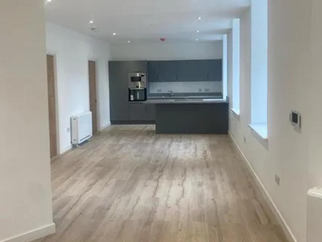 204 Hunter Street, Glasgow, G4 0UP, United Kingdom | 2 bed apartment for rent #120116783 | Rentberry