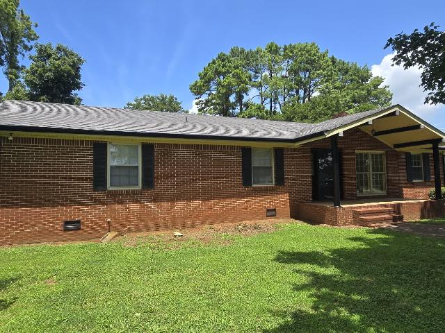 204 Iris Dr