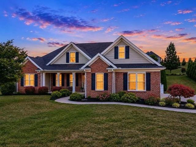 204 Jocelyn Ln, Waynesboro, VA 22980
