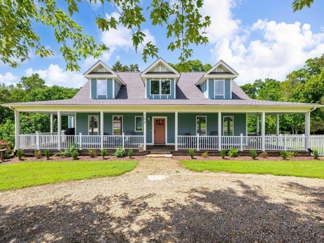 204 Johnny Wheeler Ln, Dunlap, TN 37327