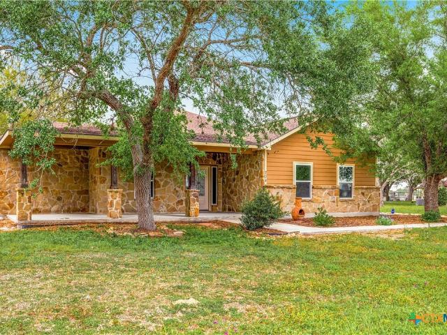 204 James St, Inez, TX 77968 | MLS #609691