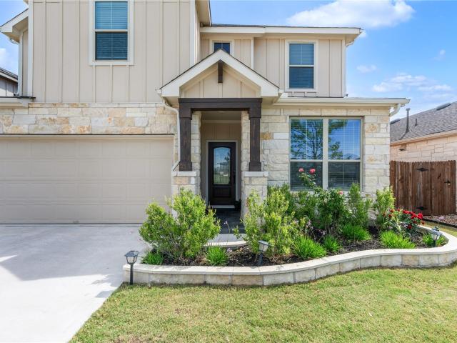 204 Janelle Ln