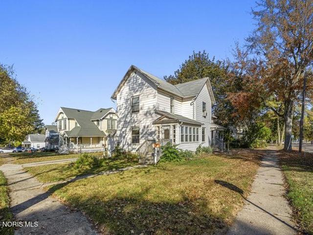 204 Jefferson St, Wauseon, OH 43567