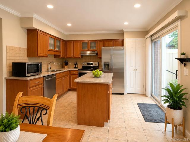 204 Old Country Road