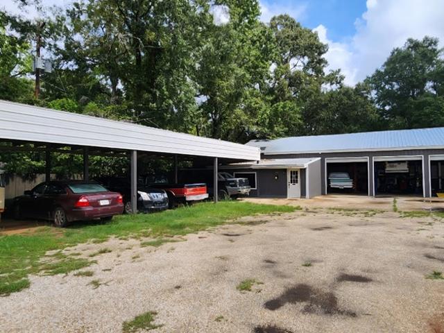 204 Old Hwy 134