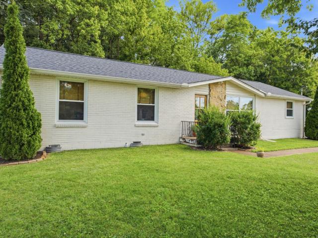 204 Overcrest Ct