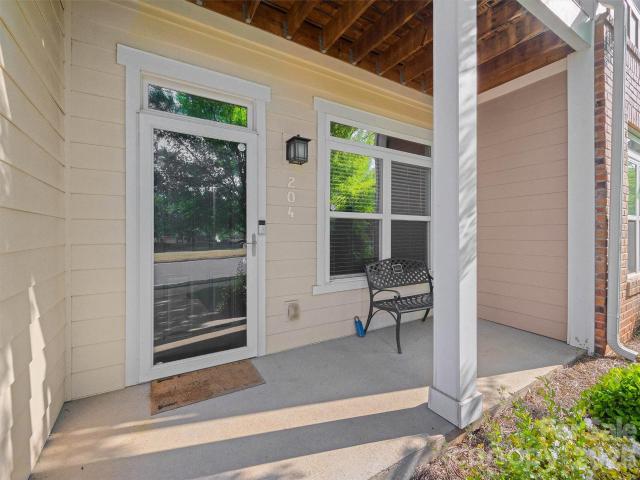 204 Overstone Court