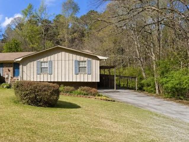 204 Laurel Dr, Gardendale, AL 35071