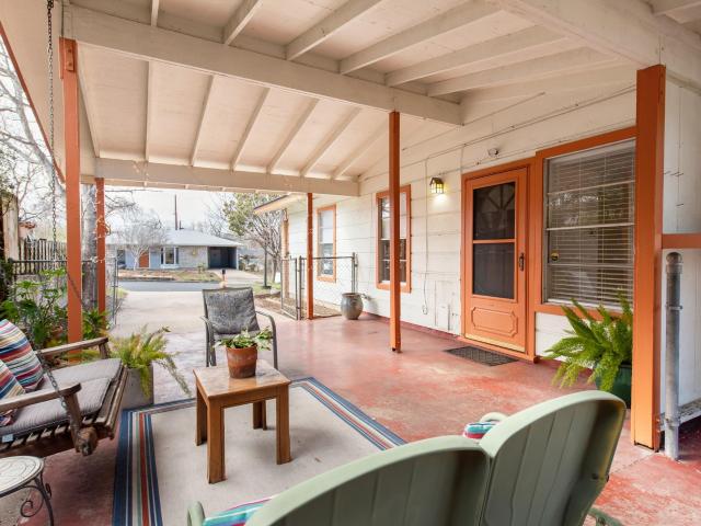 204 La Vista St