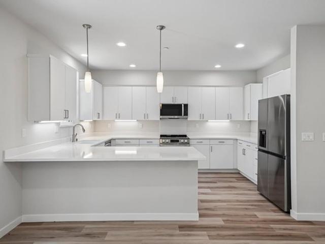 204 Lago Dr, Cameron Park, CA 95682