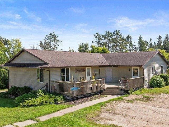 204 Lake Ave E, Hill City, MN 55748