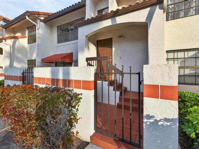 204 Lincoln Ct Unit 204, Deerfield Beach, FL 33442